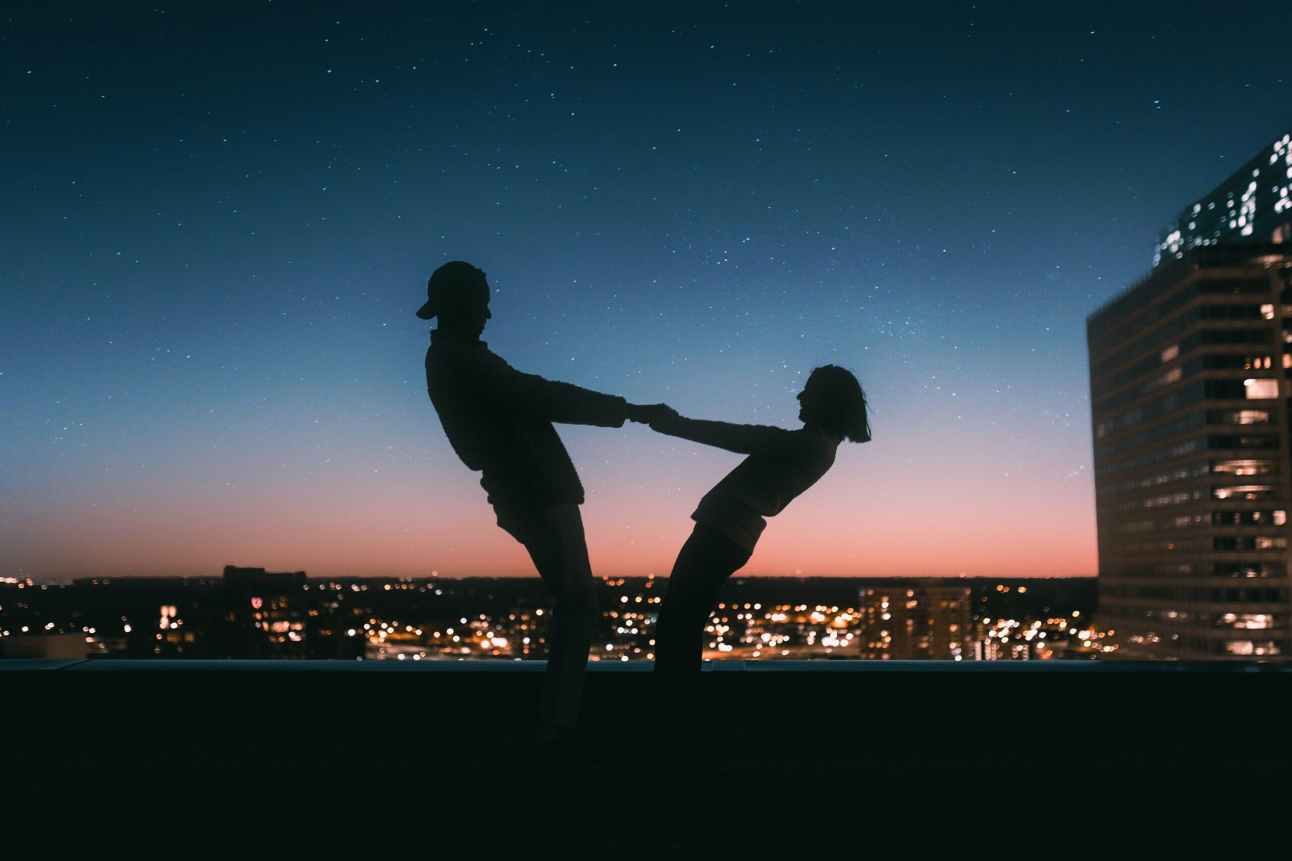 7 Most Romantic Dates Ideas - BagoGames